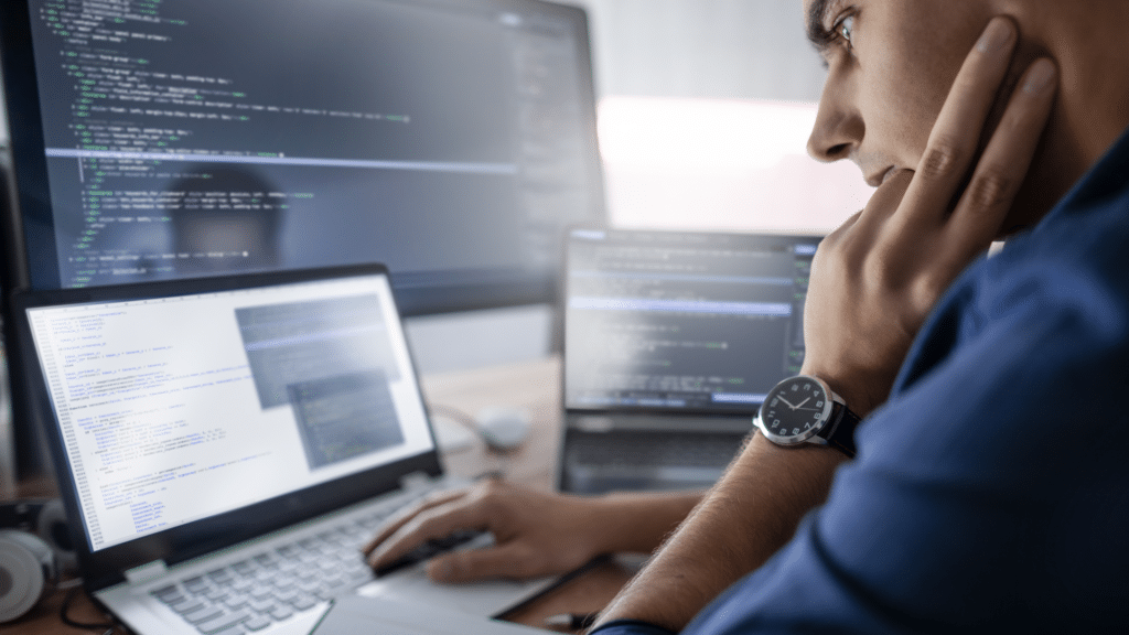 Mitigating Software Development Outsourcing Risks with Staff Augmentation | Newxel